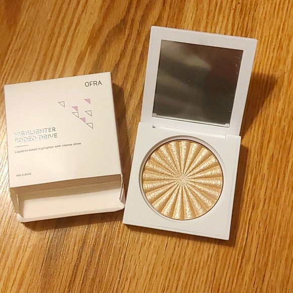 OFRA | Makeup | Ofra Rodeo Drive Highlighter | Poshmark